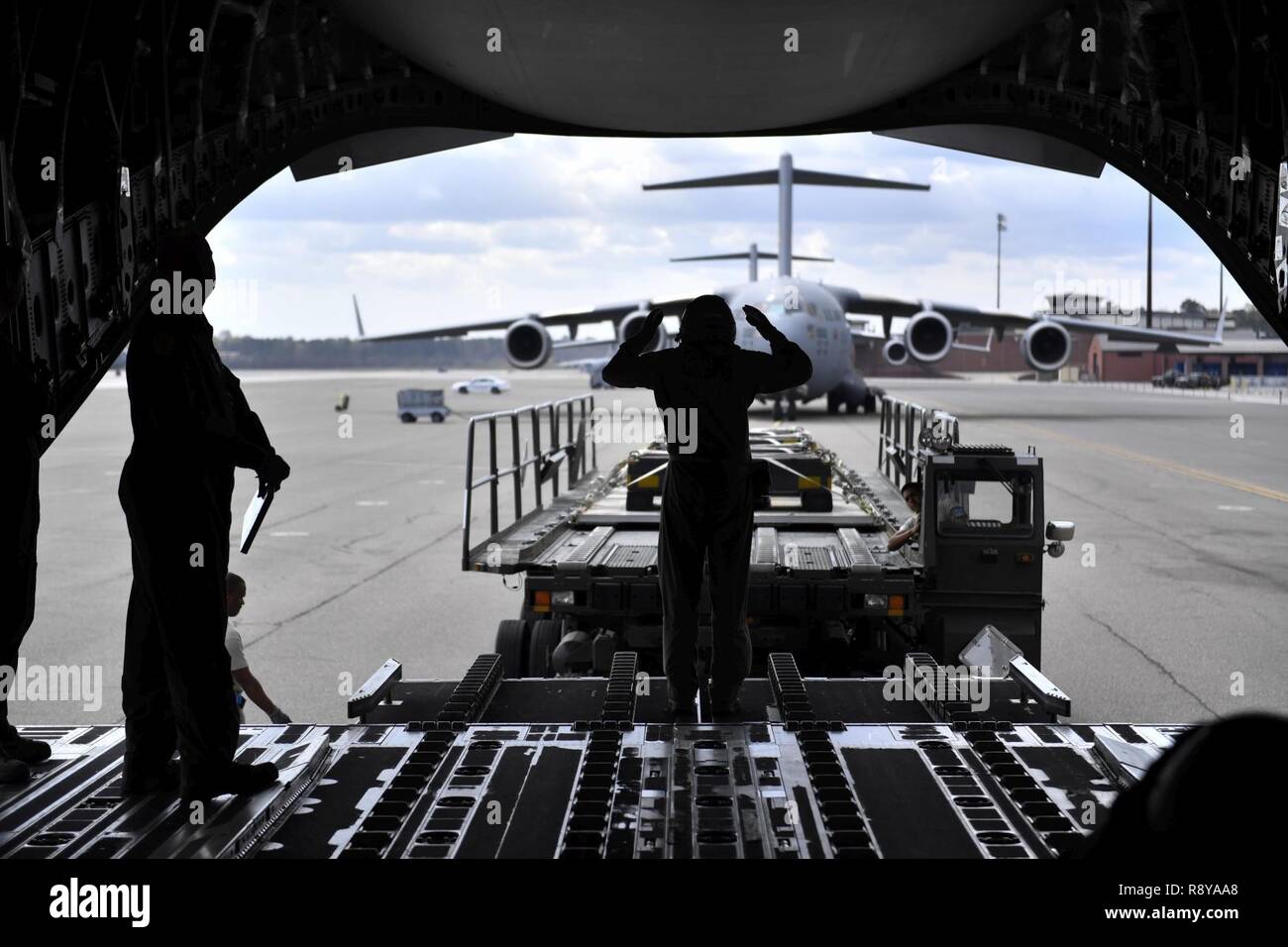 317 airlift squadron hi-res stock photography and images - Alamy