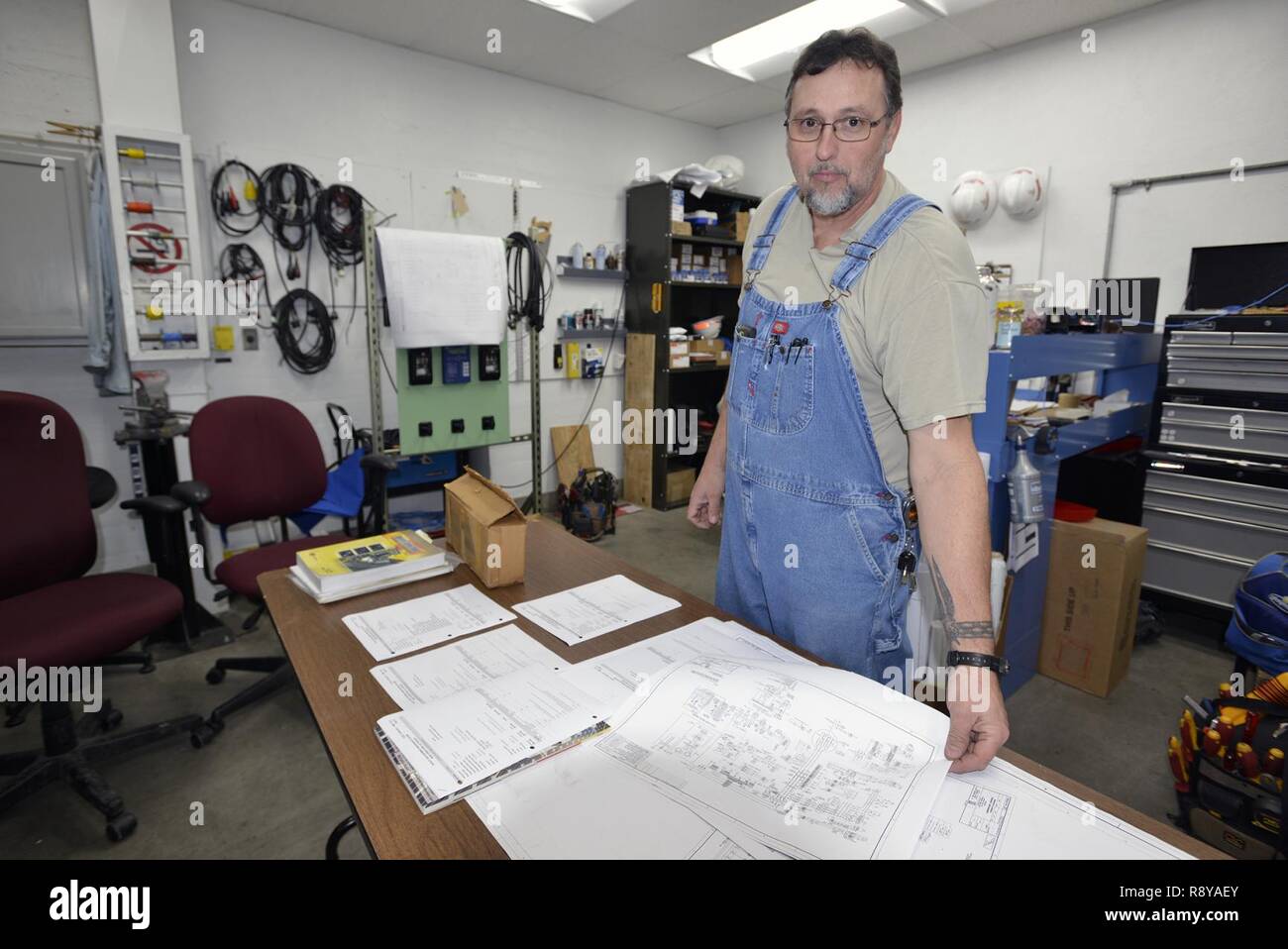 Larry Cole, a power plant electrician serving at Old Hickory Powerhouse ...