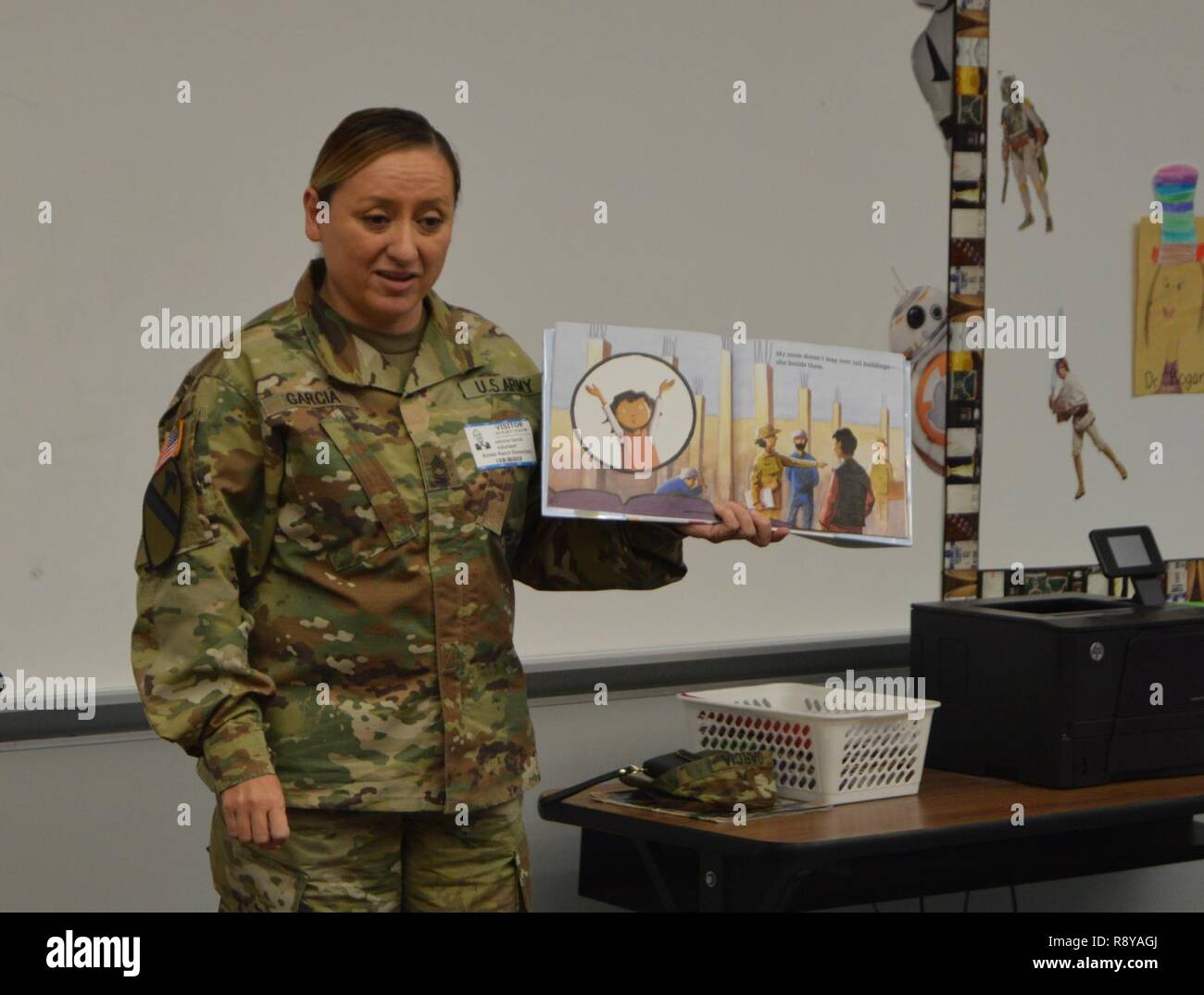 4th expeditionary sustainment command hi-res stock photography and ...