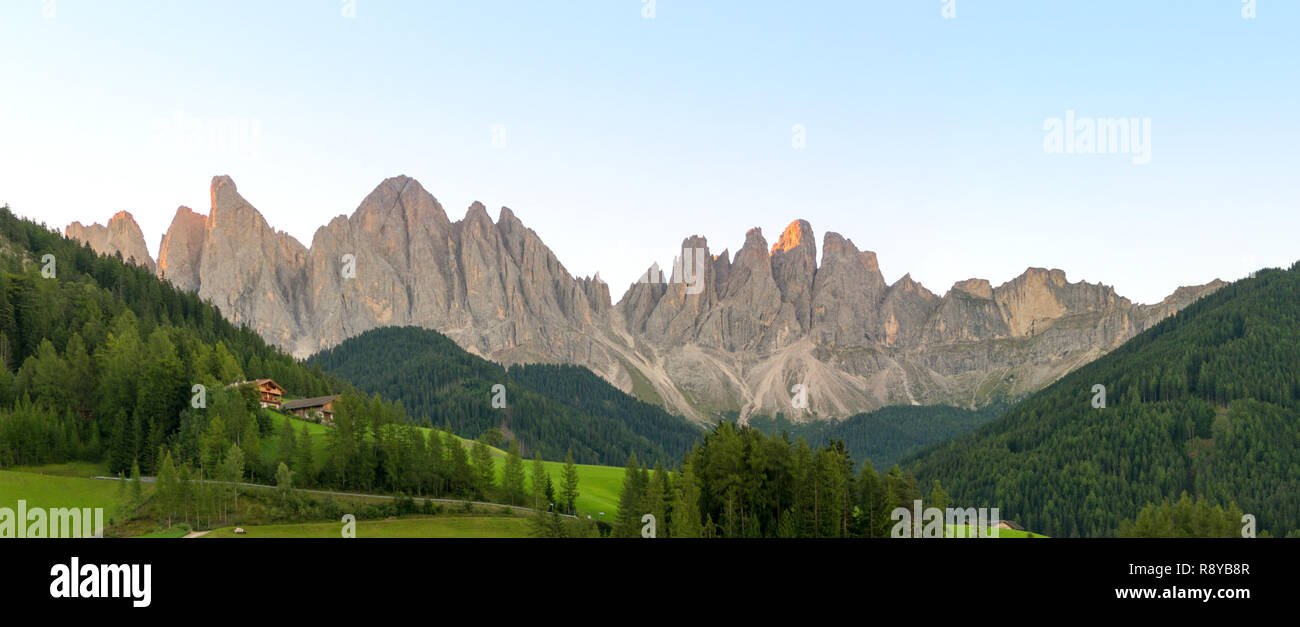 Dolomites alps, amazing panoramic landscape at Italian South Tyrol ...