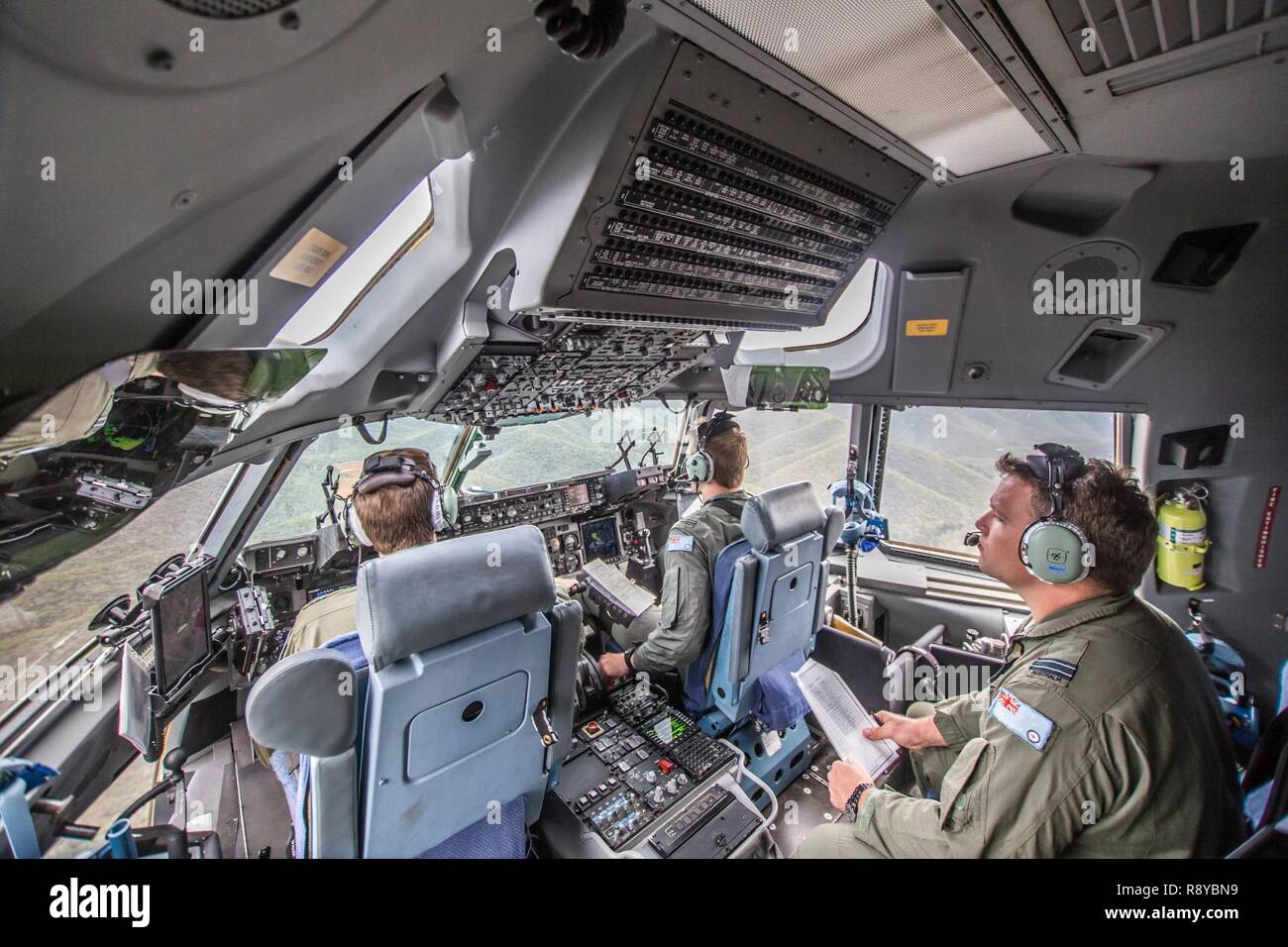 A Royal Australian Air Force C-17 Globemaster III crew with the No. 36 ...