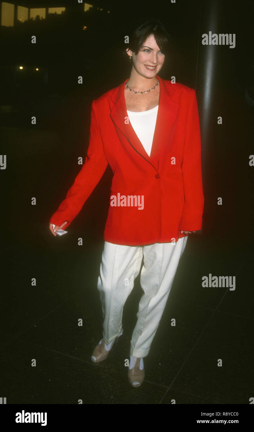 WEST HOLLYWOOD, CA - APRIL 29: Actress Lara Flynn Boyle attends the ...