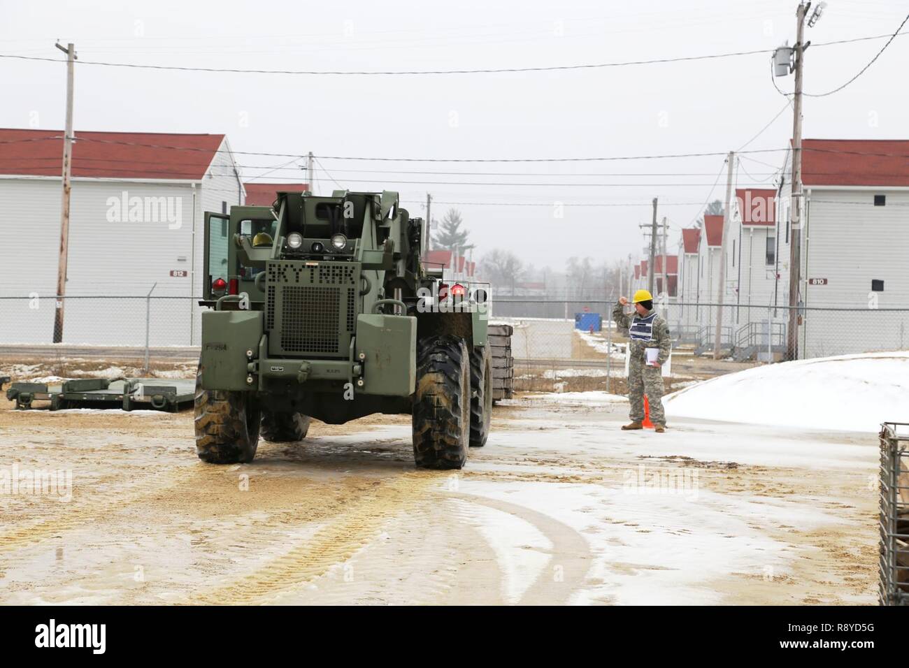 All terrain army lifter system hi-res stock photography and images - Alamy