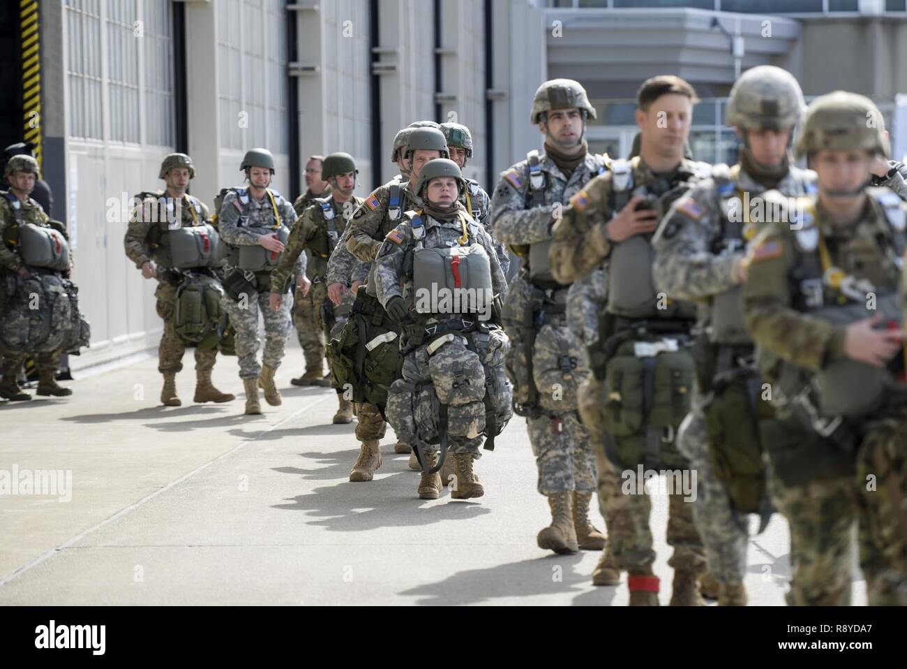 412th civil affairs battalion airborne 412th hi-res stock photography ...