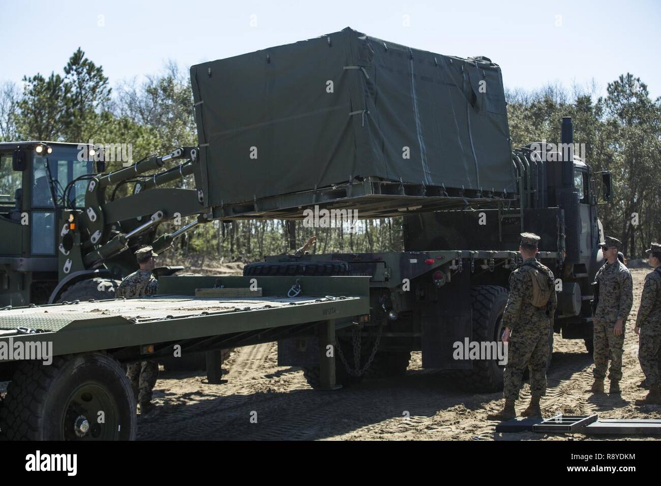 3 ton tractor hi-res stock photography and images - Alamy