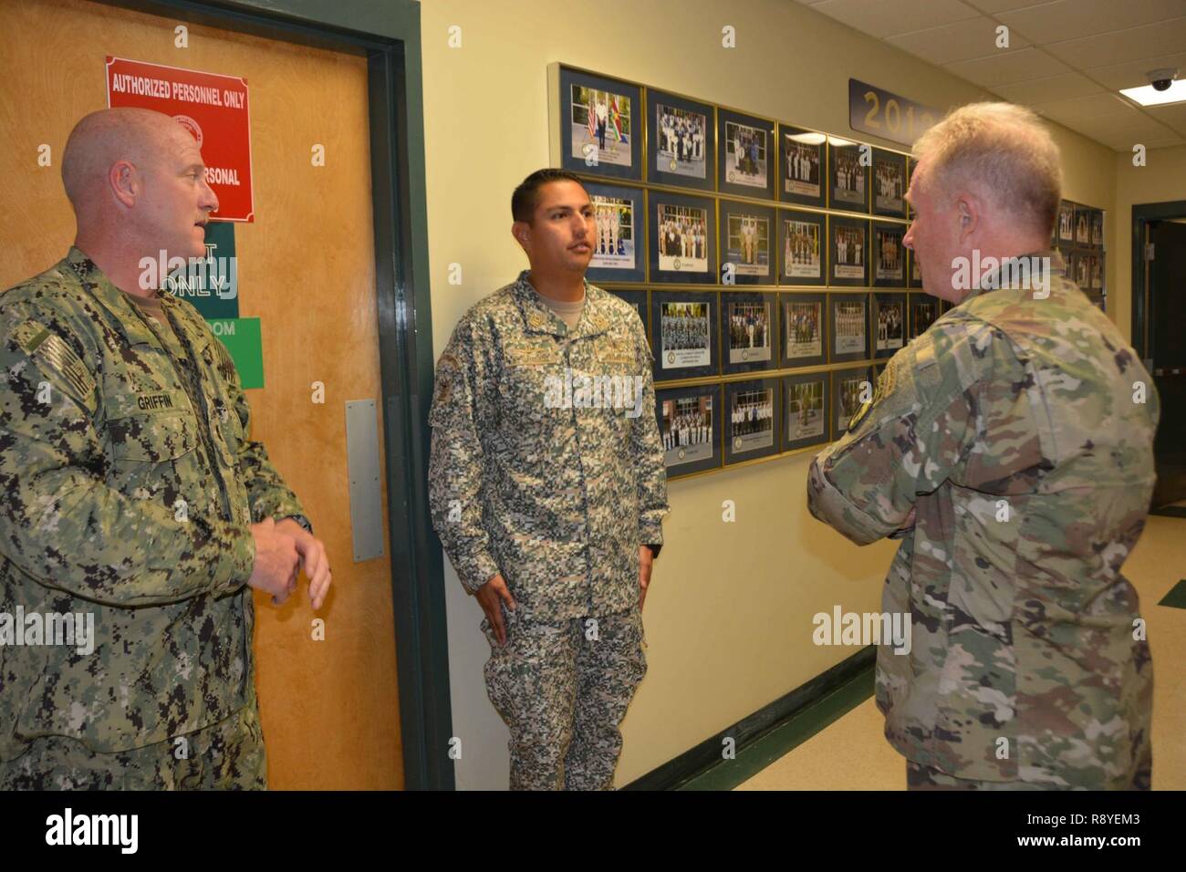 General raymond thomas hi-res stock photography and images - Alamy