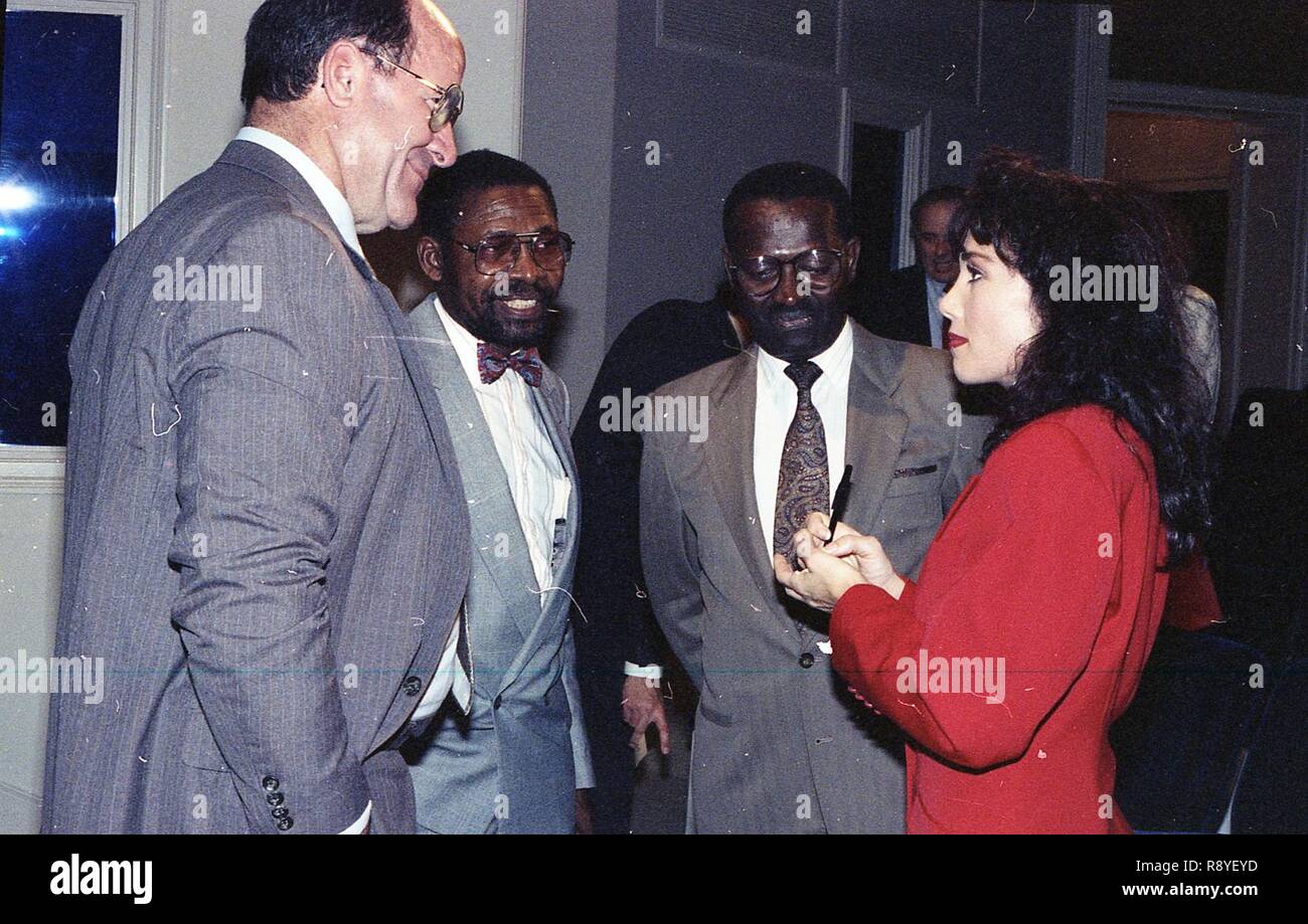 ROSKENS- END HUNGER AWARDS 1990 - Interactions at ceremony Stock Photo ...