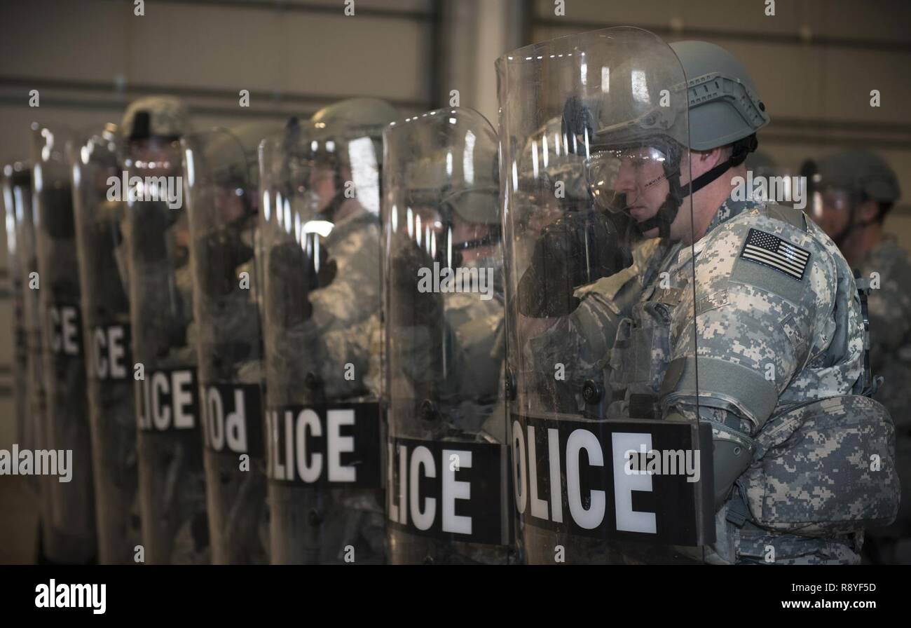 Civil disturbance management hi-res stock photography and images - Alamy