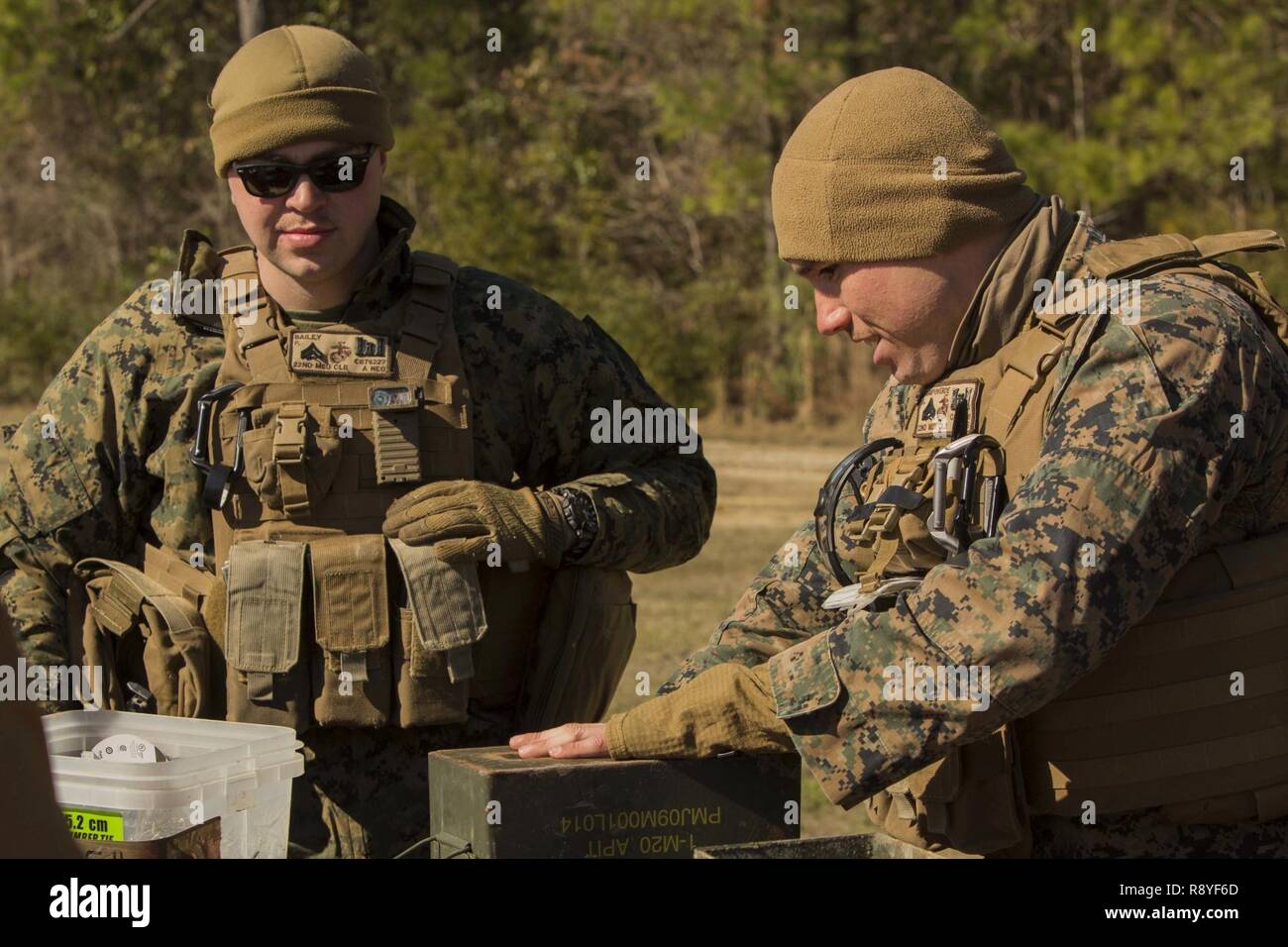 Expedient charges hi-res stock photography and images - Alamy