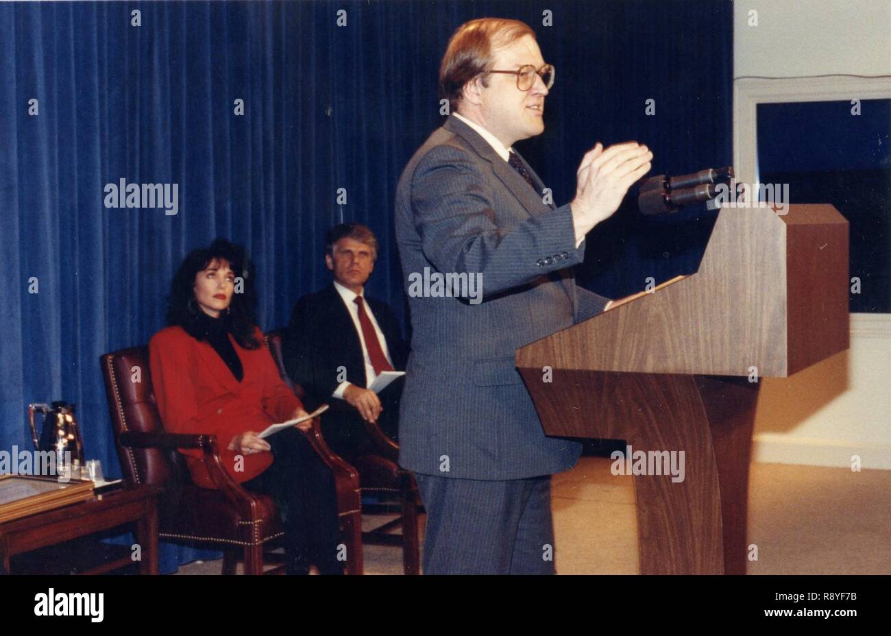 ROSKENS- END HUNGER AWARDS 1990 - Man speaking at the podium Stock ...
