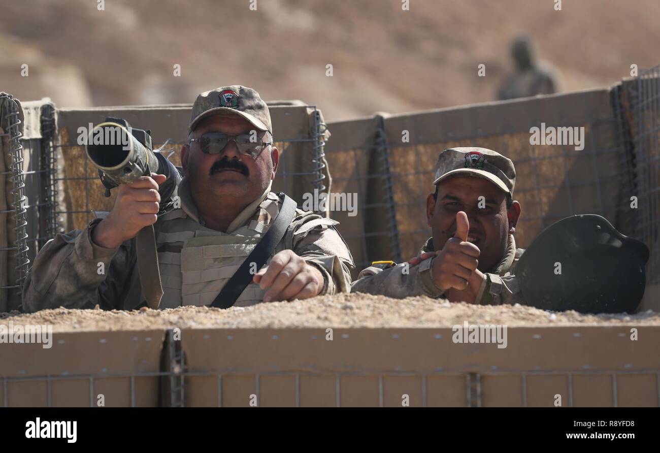 Entry control point building hi-res stock photography and images - Alamy