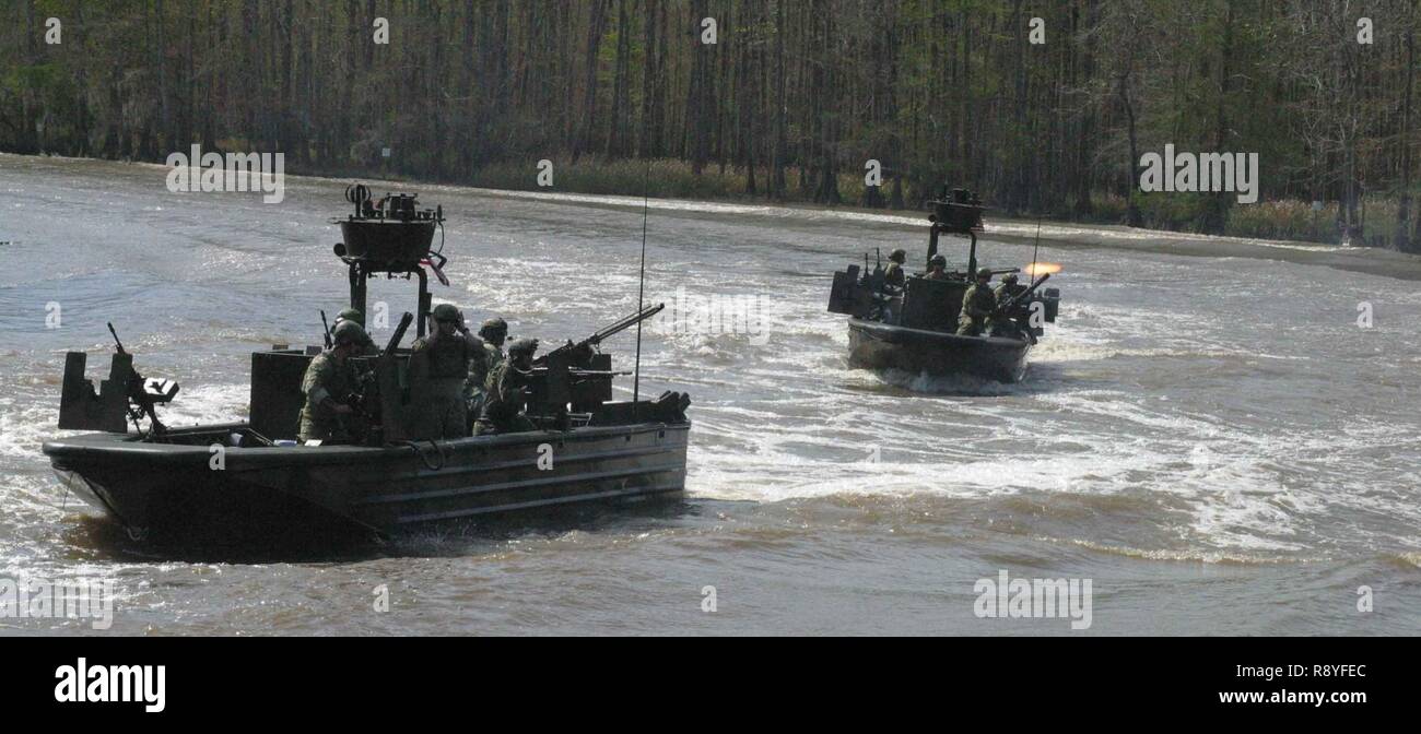 Naval special warfare nsw command hi-res stock photography and images ...