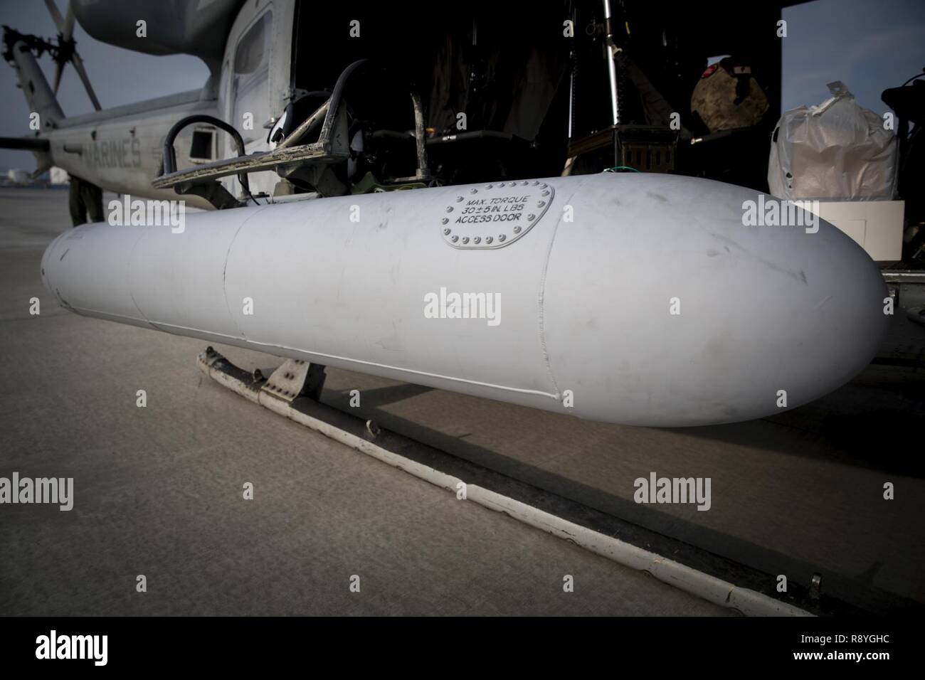 Usmc ah 1z viper uh 1y venom hi-res stock photography and images - Alamy