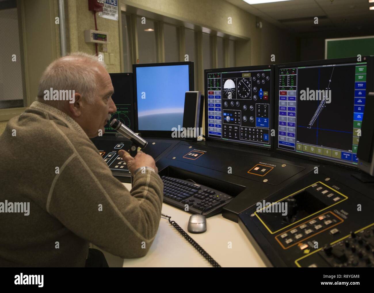 Weapons system trainer hi-res stock photography and images - Alamy