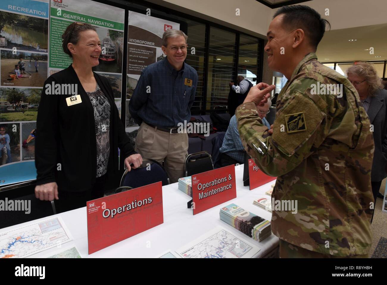 Great lakes and ohio river division hi-res stock photography and images ...