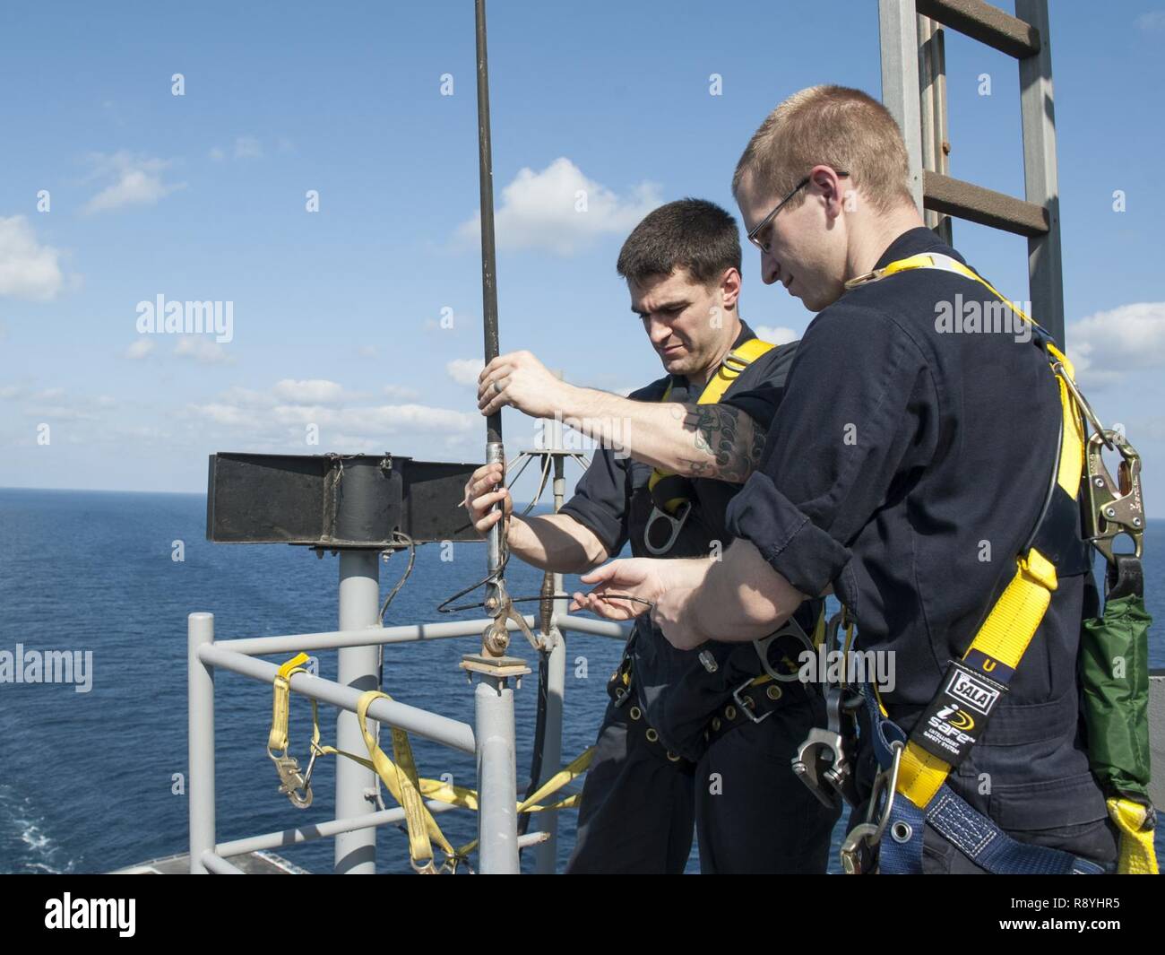 U.S. 5TH FLEET AREA OF OPERATIONS (March 15, 2017) Electronics ...