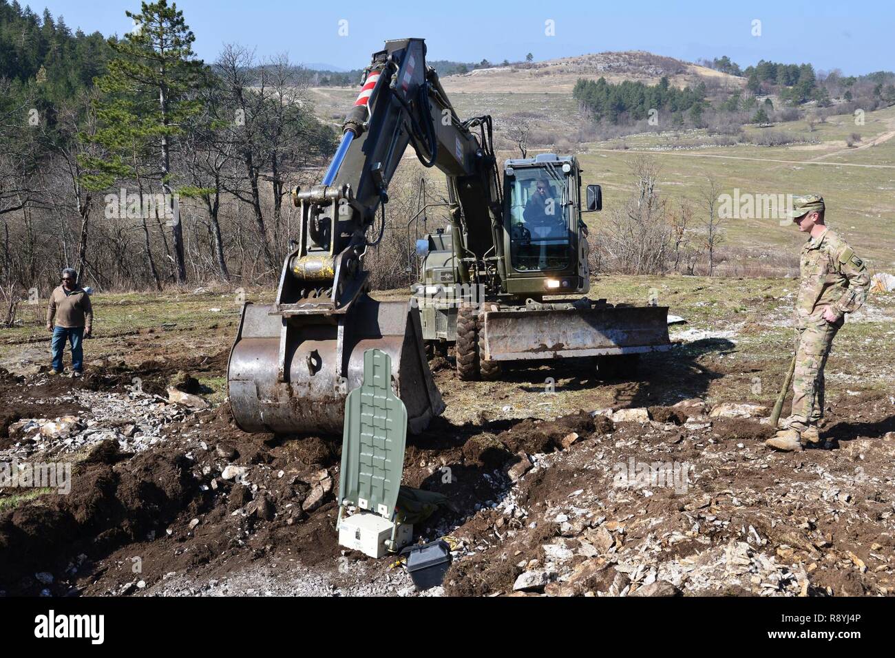 Slovenian army soldiers hi-res stock photography and images - Alamy