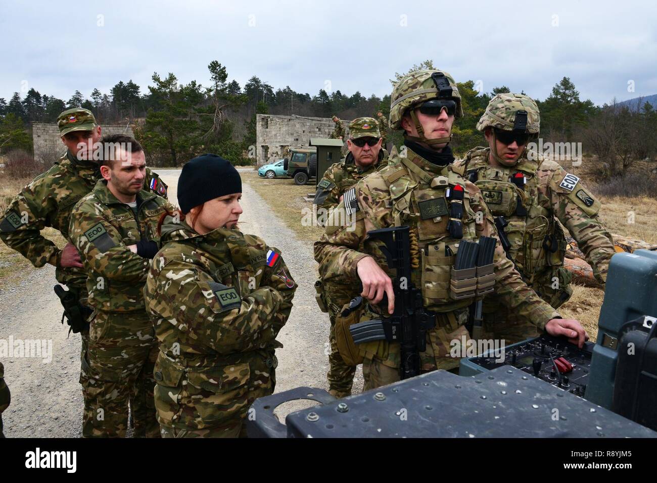 Common operational picture hi-res stock photography and images - Alamy