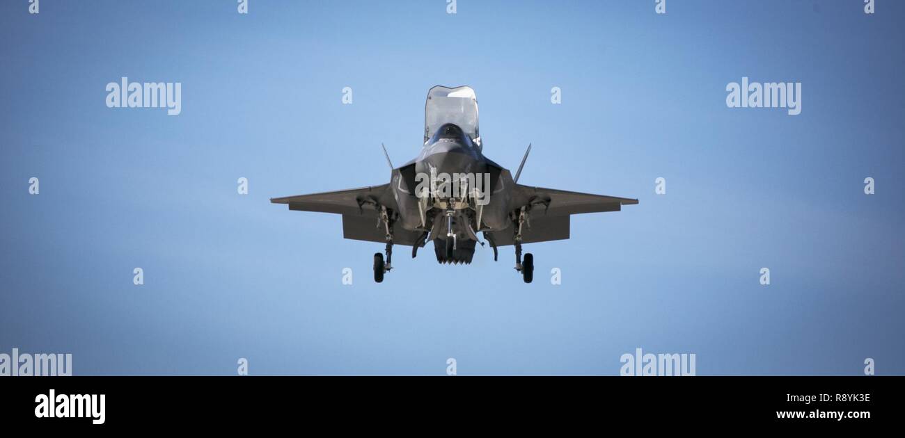 Marine strike fighter squadron 211 hi-res stock photography and images ...