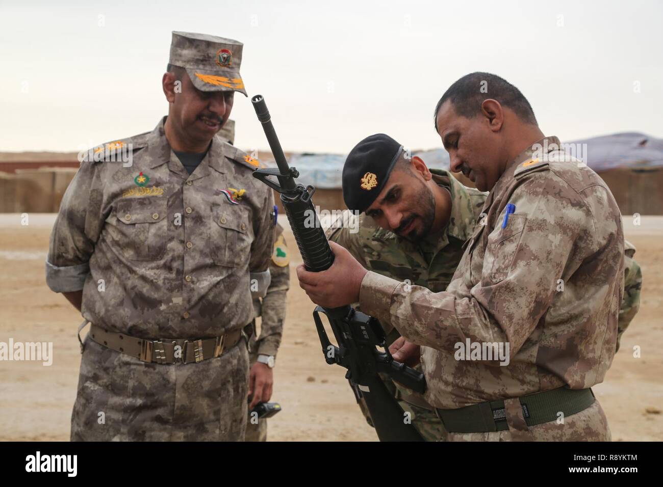 M16a2 rifle hi-res stock photography and images - Alamy