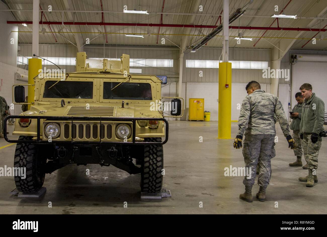 U.S. Army Reserve 423rd Military Police Company and 340th Military ...