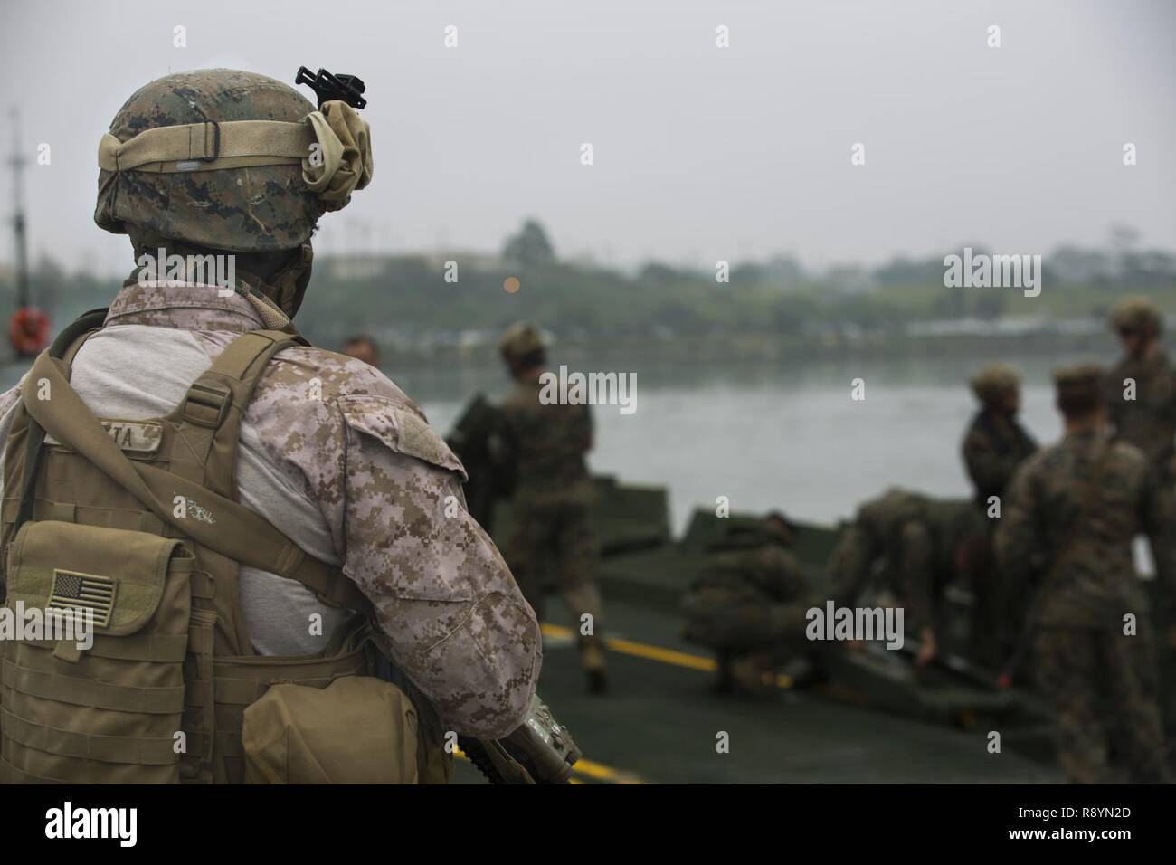 U.S. Marines with 1st Light Armored Reconnaissance Battalion (1st LAR ...