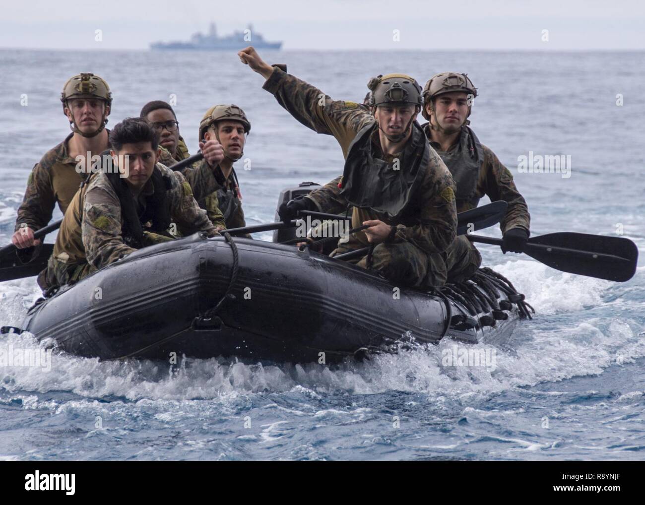 PHILIPPINE SEA (March 19, 2017) Reconnaissance Marines, assigned to the ...