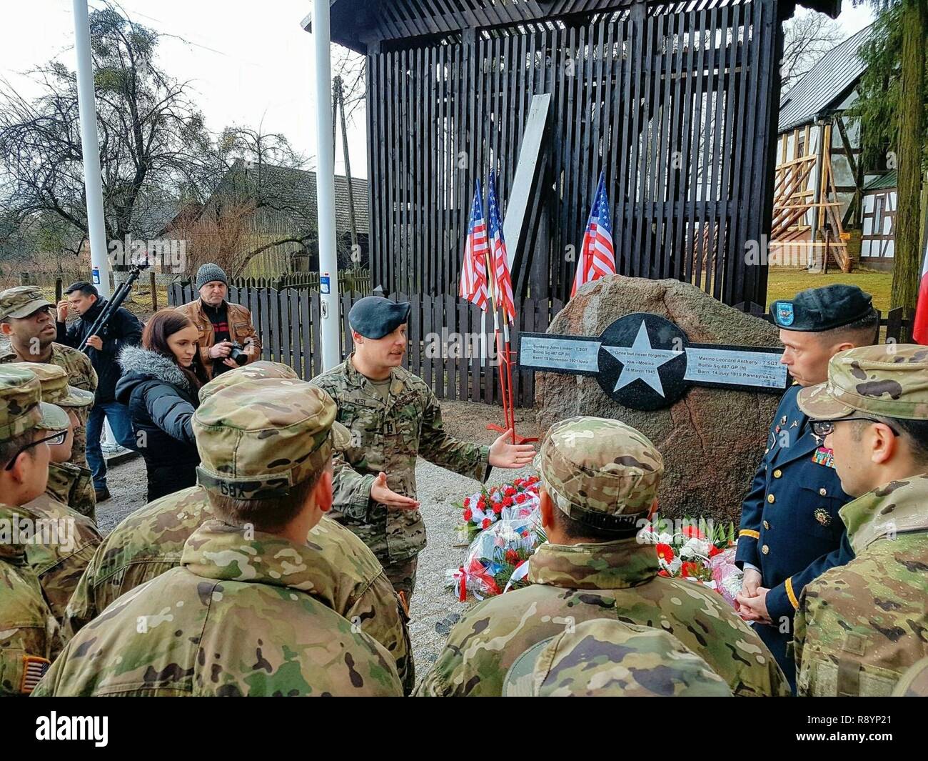 Memorial to the us army 4th armored division hi-res stock photography ...