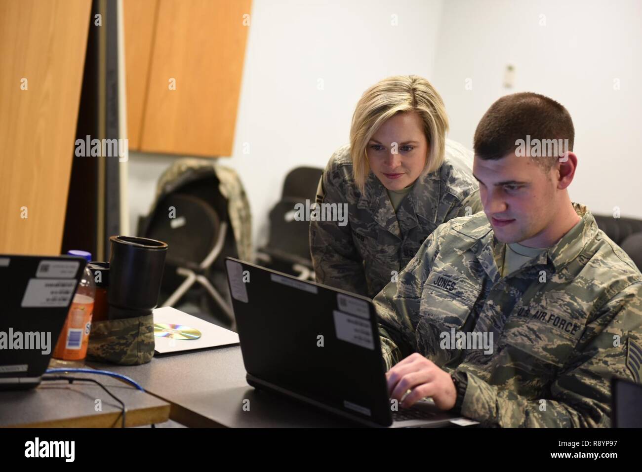 193 special operations wing hi-res stock photography and images - Alamy