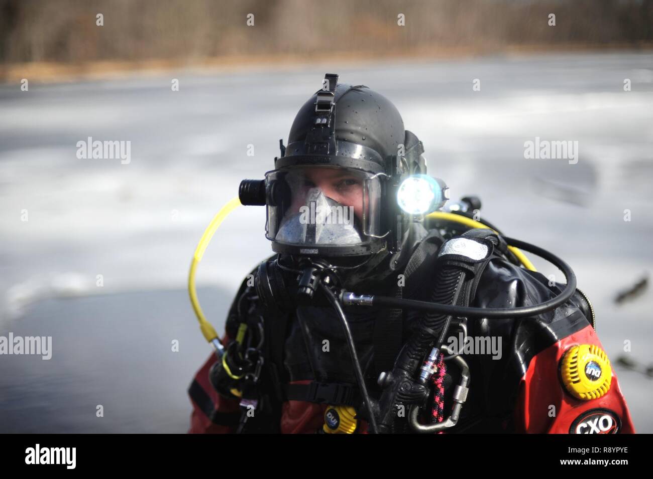 Fire department dive team hi-res stock photography and images - Alamy