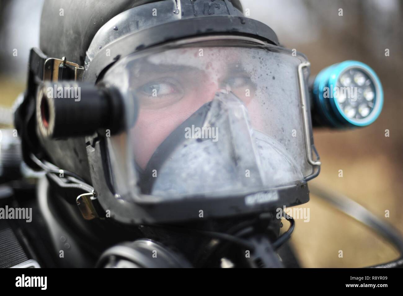 Fire department dive team hi-res stock photography and images - Alamy