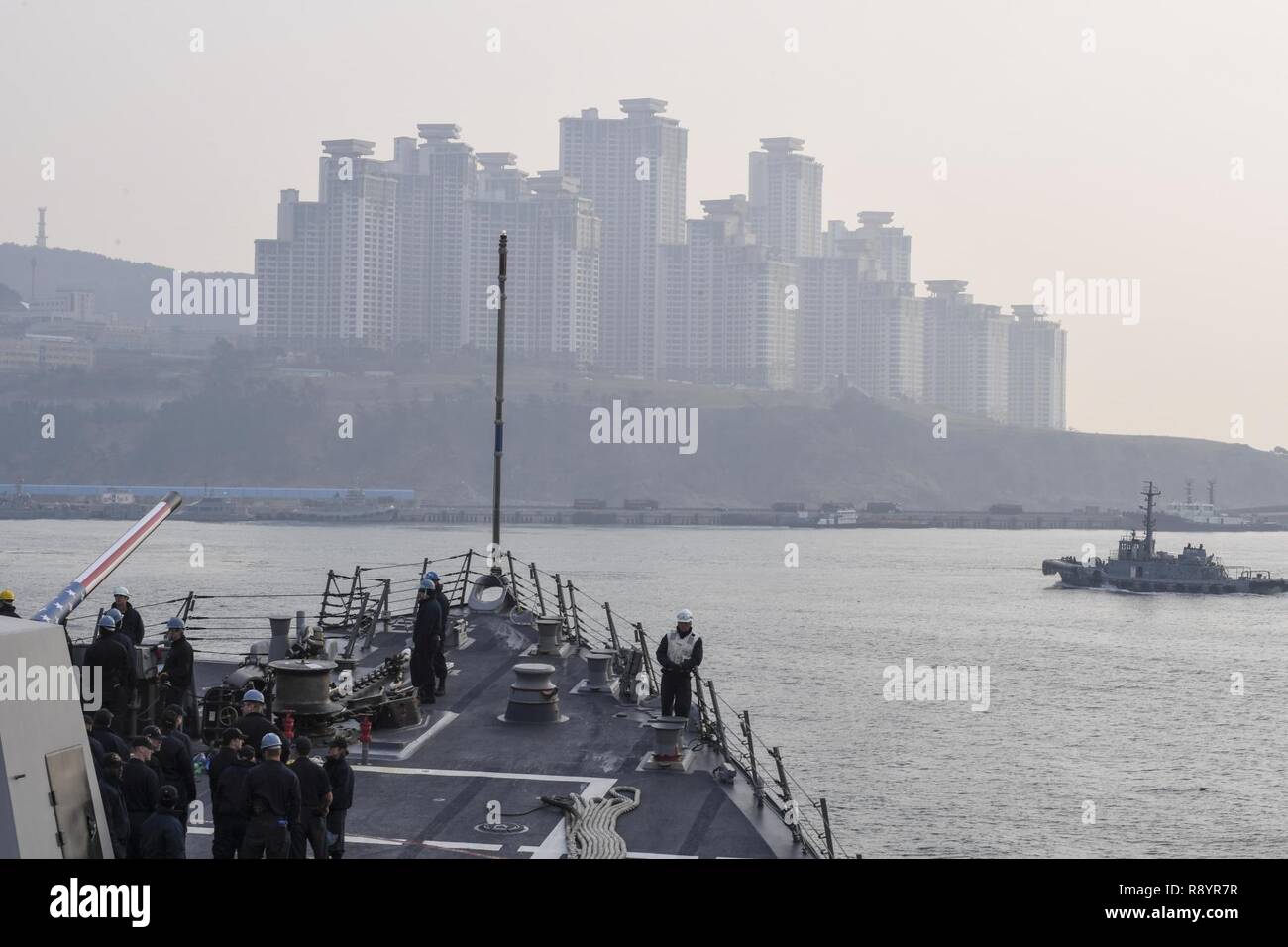 BUSAN, Republic of Korea (March 20, 2017) Arleigh Burke-class guided ...