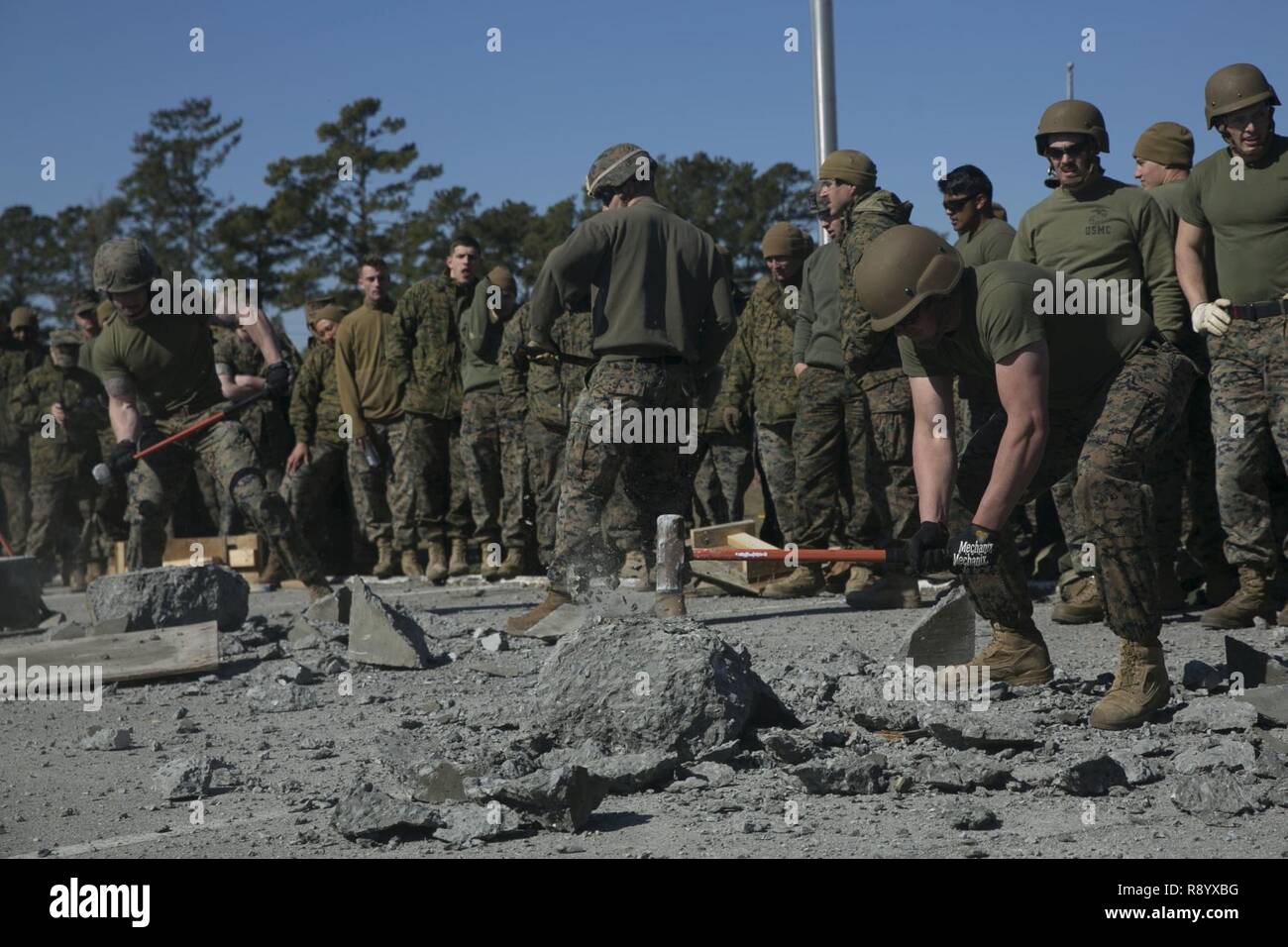 Marine corps engineer school hi-res stock photography and images - Alamy