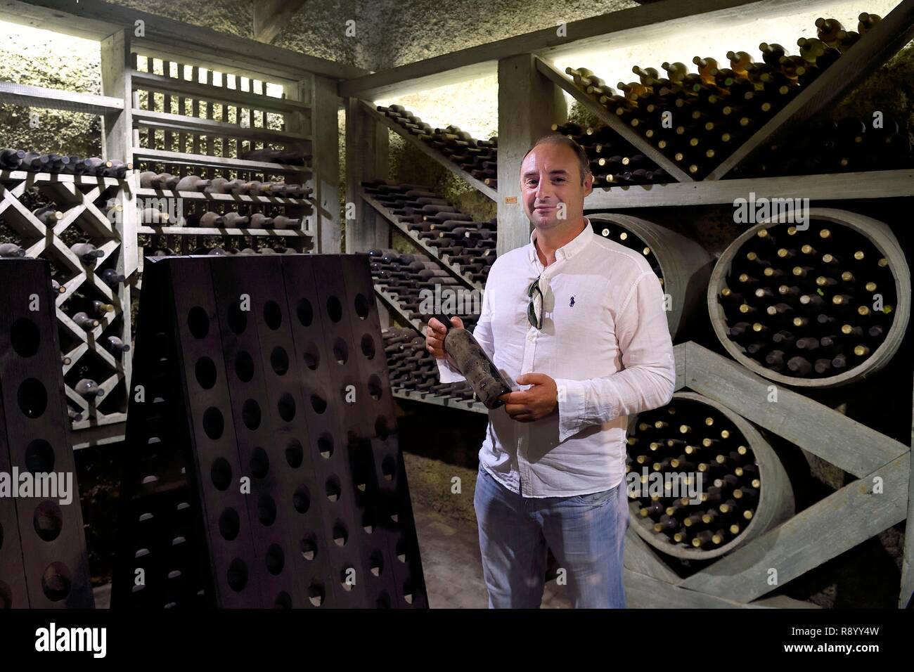 Shumi winery hi-res stock photography and images - Alamy