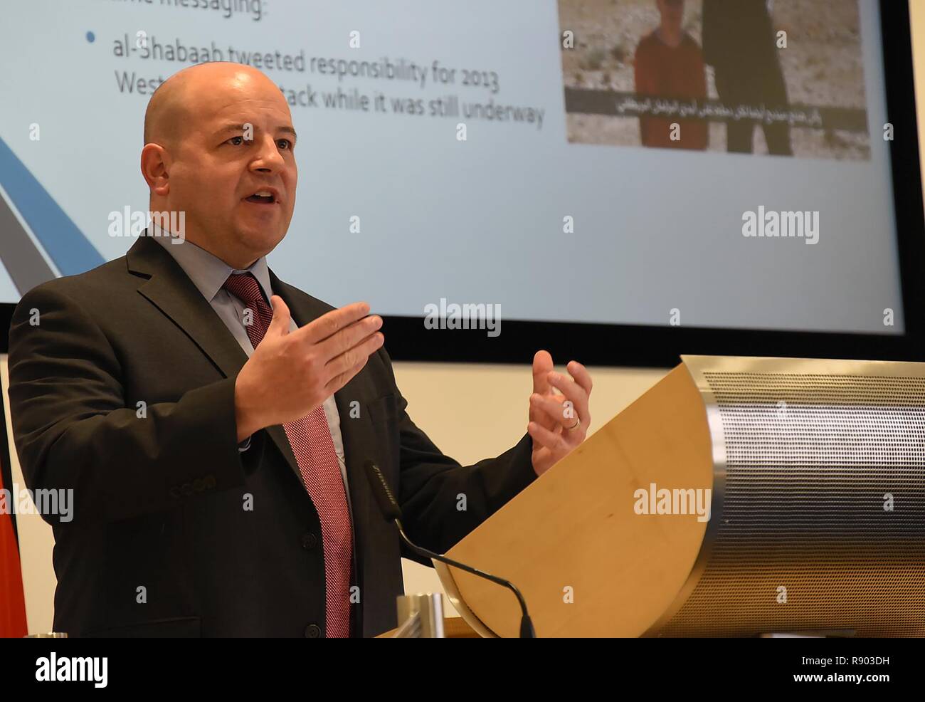 Supervisory special agent david scott hi-res stock photography and ...