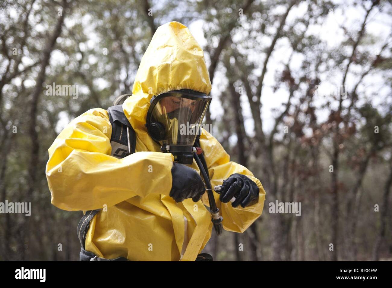 Naval school explosive ordnance disposal hi-res stock photography and ...