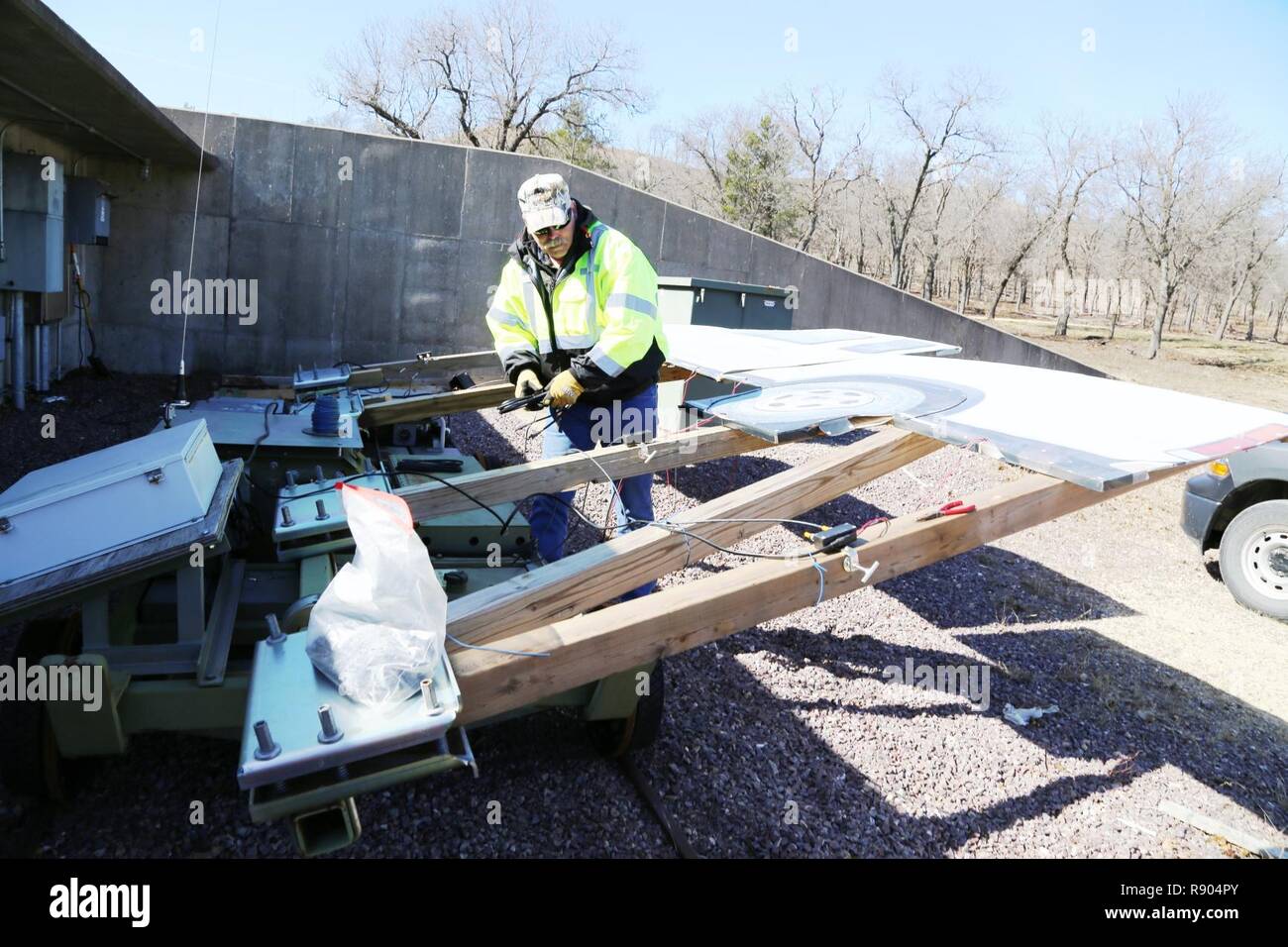 Range co operation hi-res stock photography and images - Alamy