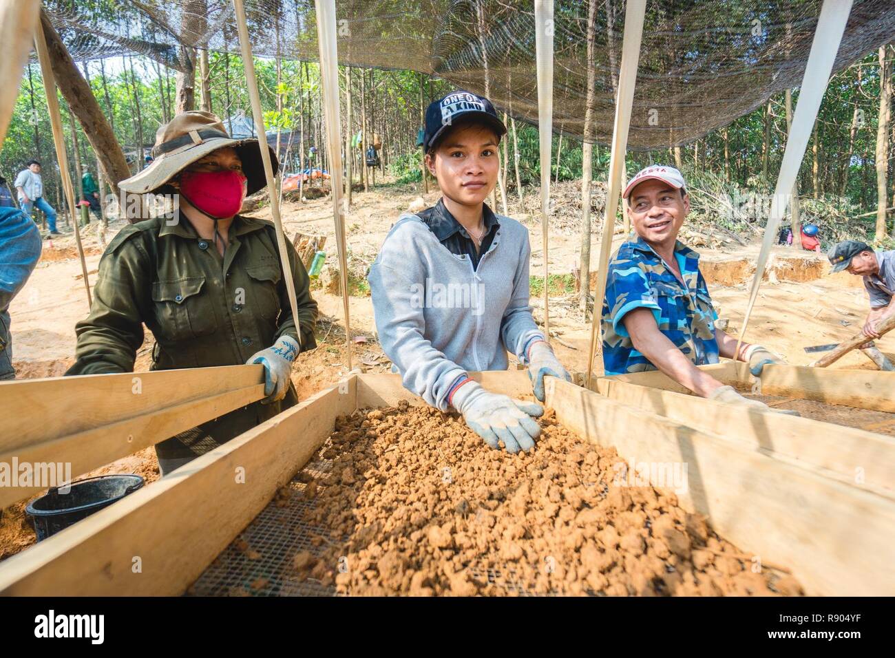 Kham duc hi-res stock photography and images - Alamy