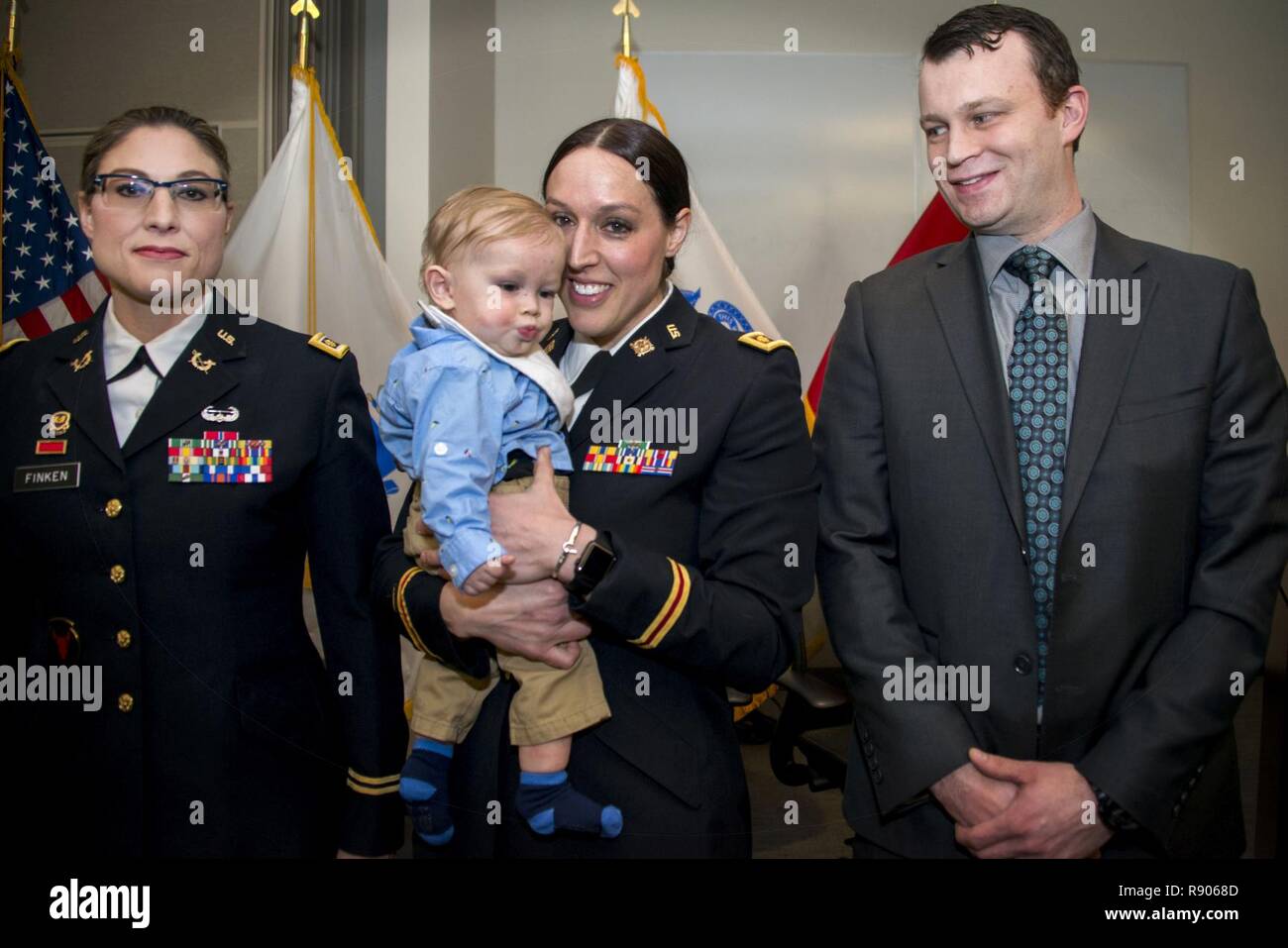 Molly guard hi-res stock photography and images - Alamy