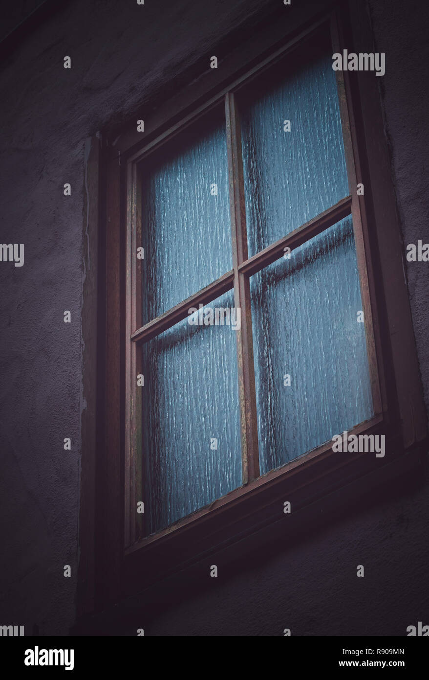 Classic and single wooden window Stock Photo - Alamy