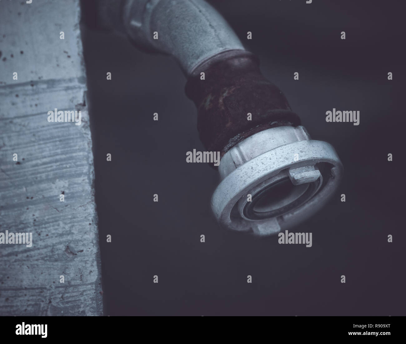 Hose attachment hi-res stock photography and images - Alamy