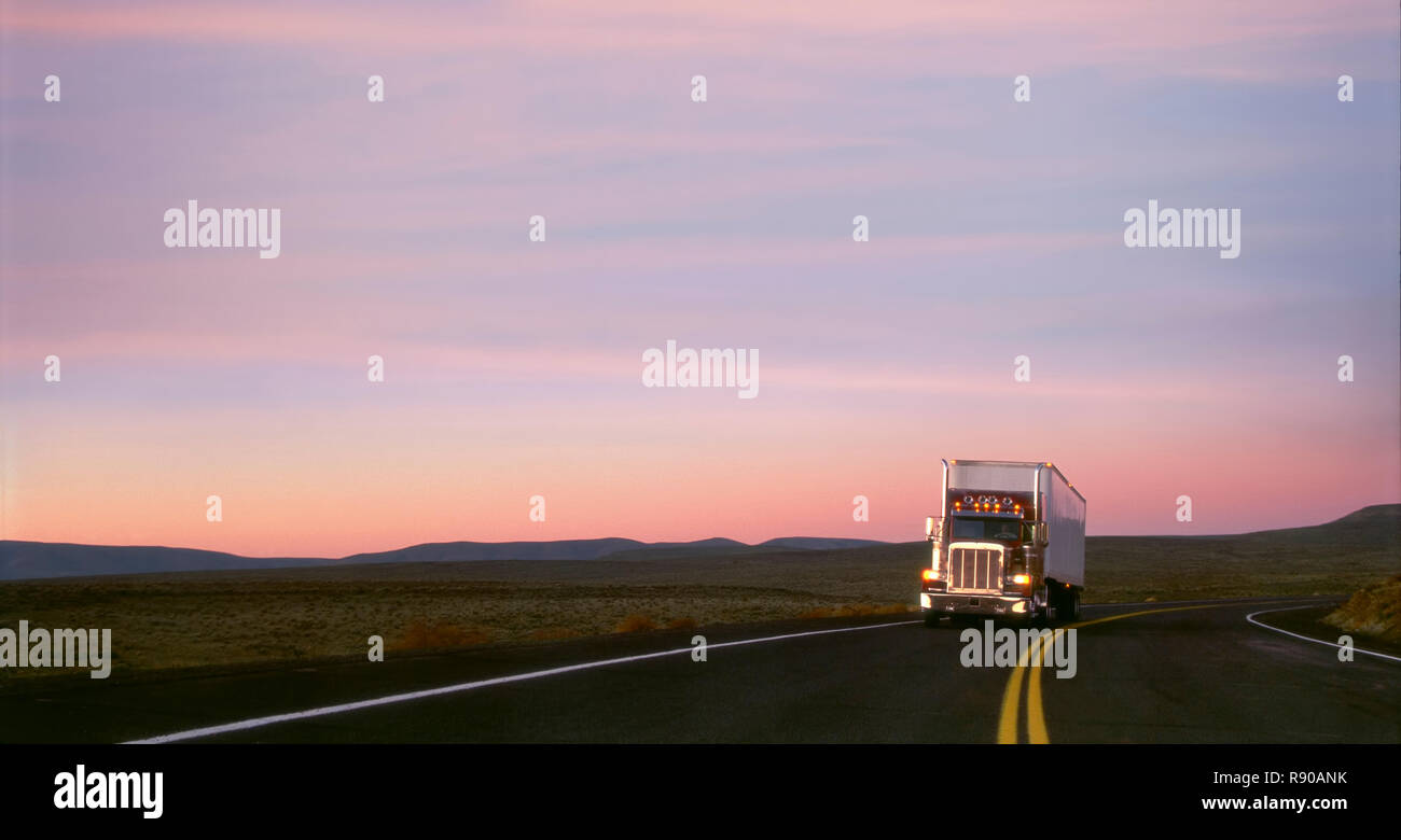 Peterbilt Class 8 sleeper truck on highway 129 in south eastern ...