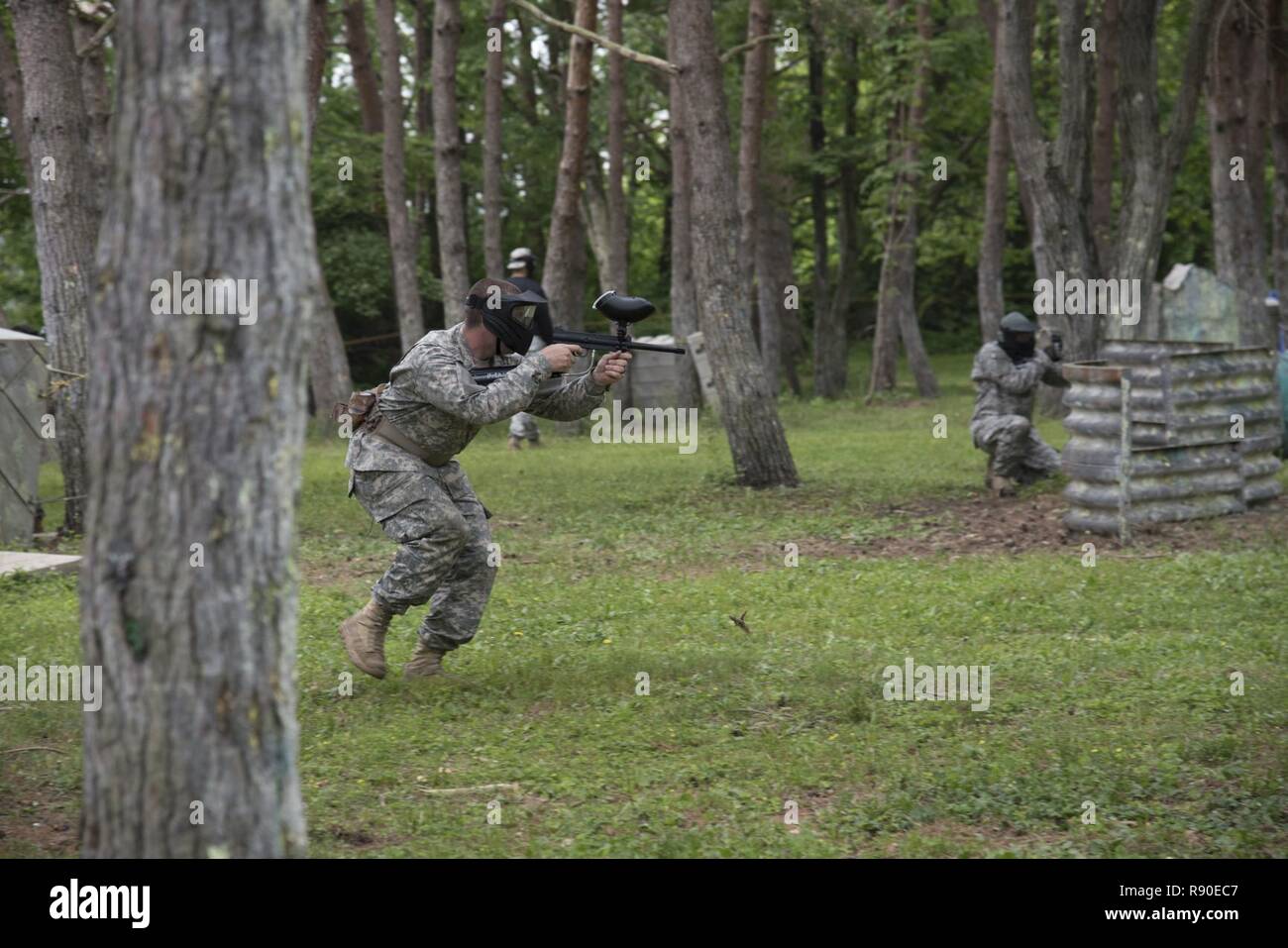 Flank defense hi-res stock photography and images - Alamy