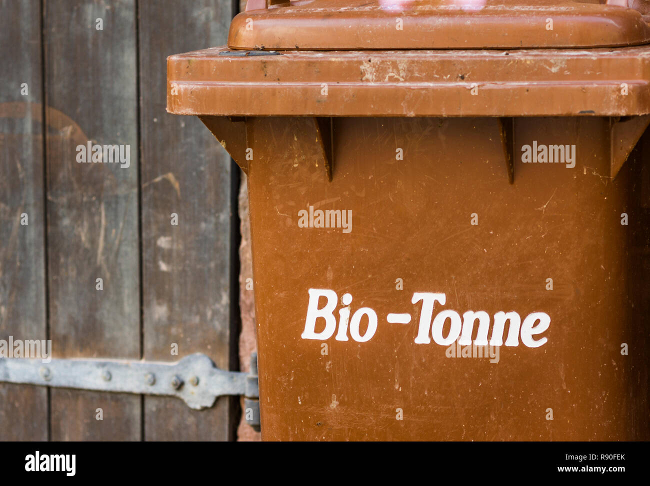 Brown trashcan with organic waste hi-res stock photography and images ...