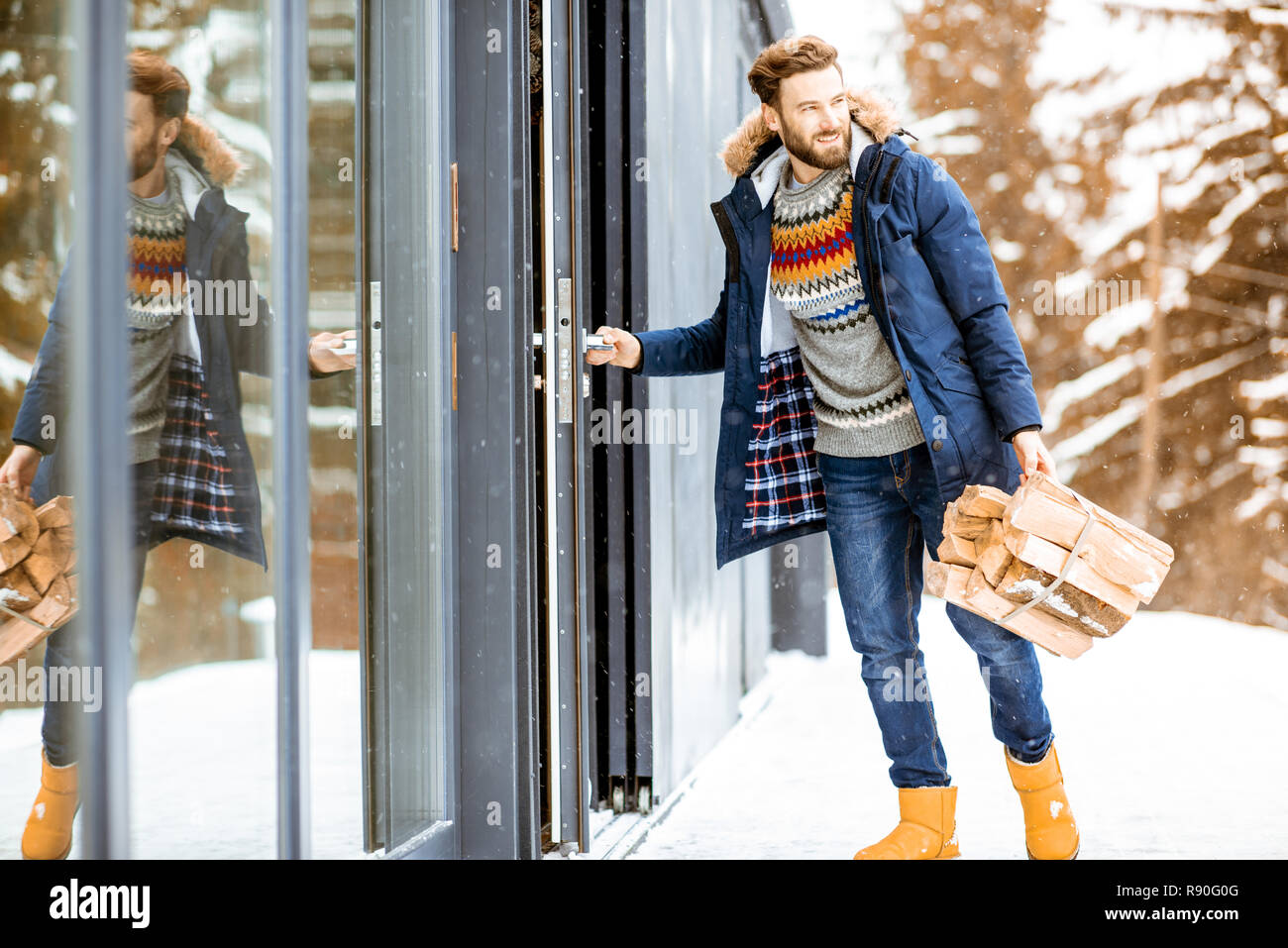 Man entering home hi-res stock photography and images - Alamy