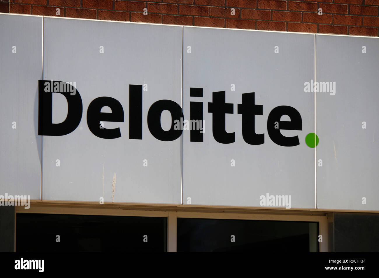 das Logo der Marke/ the logo of the brand "Deloitte", Belfast ...