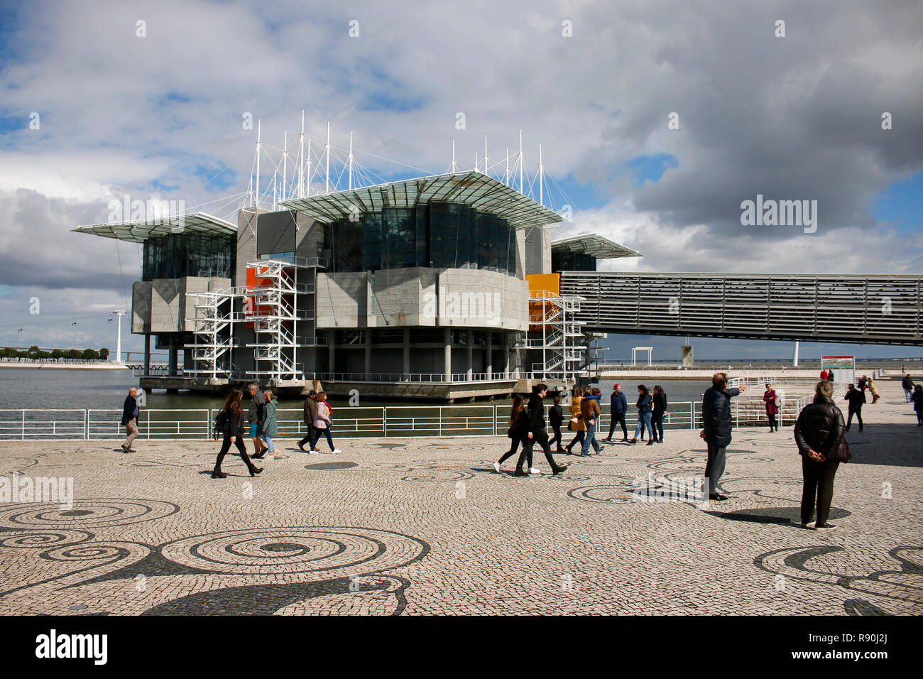 Oceanario de Lisboa, Parque das Nacoes, Lissabon, Portugal Stock Photo ... Oceanario de Lisboa, Parque das Nacoes, Lissabon, Portugal Stock Photo ...