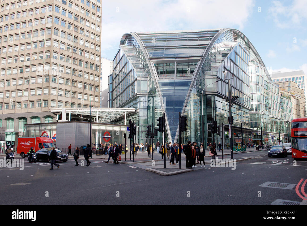 Cardinal place, london hi-res stock photography and images - Alamy