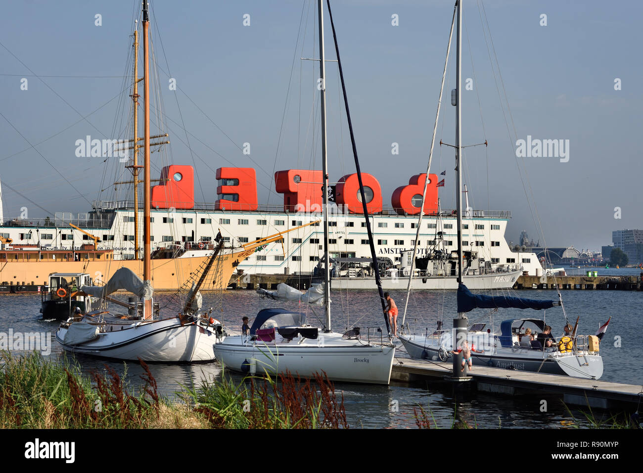 Amsterdam hotel facade hi-res stock photography and images - Alamy