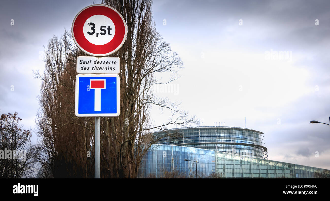 Strasbourg street signs hi-res stock photography and images - Alamy